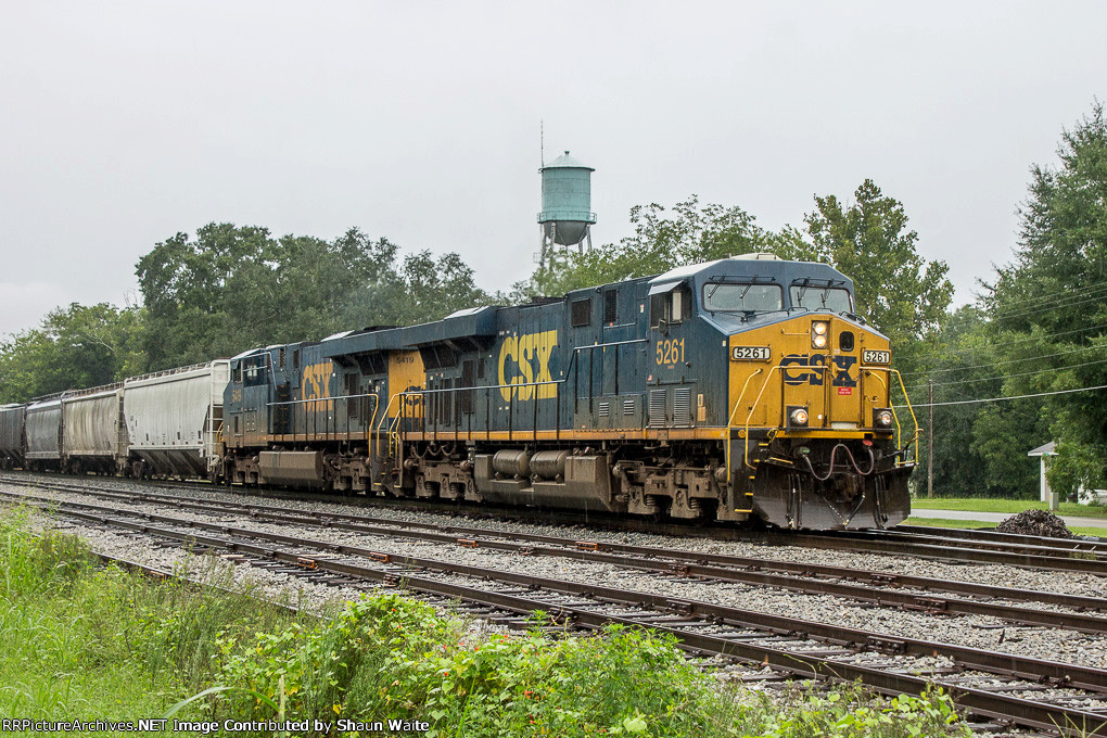 CSX 5261 5419 Head East after switching the Bay Line